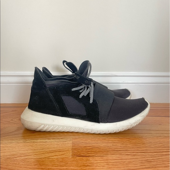adidas | Shoes | Adidas Tubular Black White Sneakers | Poshmark